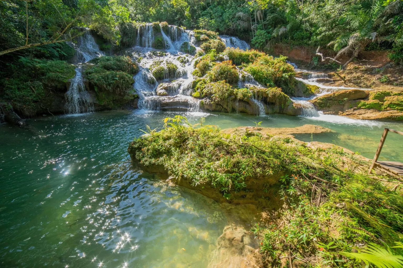 Estância Mimosa ou Rio do Peixe: Qual Atração Escolher?